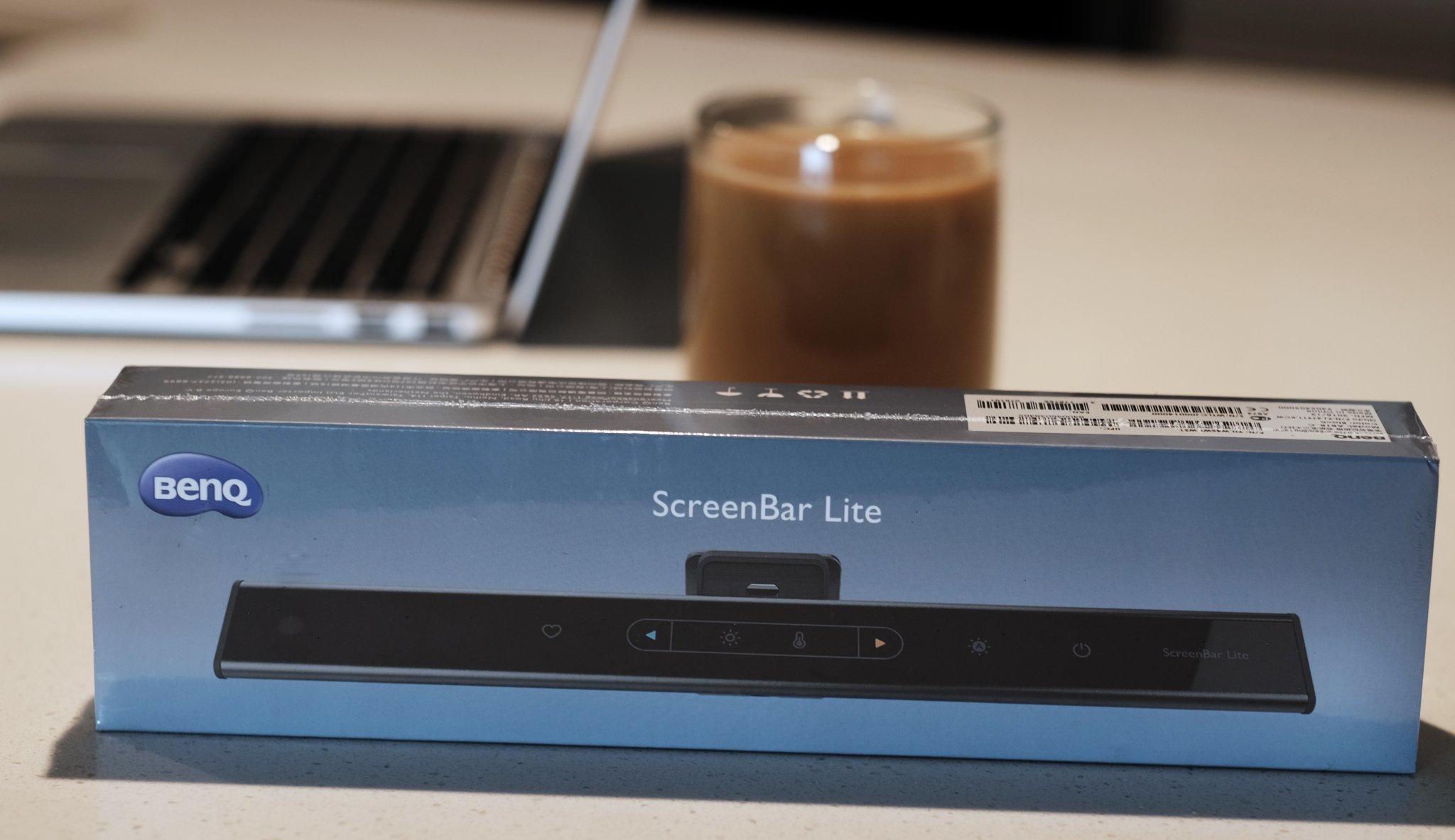 Review: BenQ ScreenBar Lite – Light And Matter